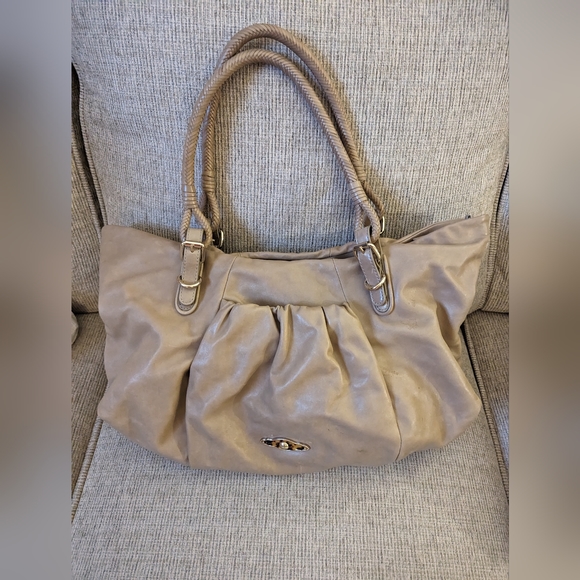 Elliott Lucca | Bags | Elliott Lucca Tan Leather Hobo Shoulder Bag ...